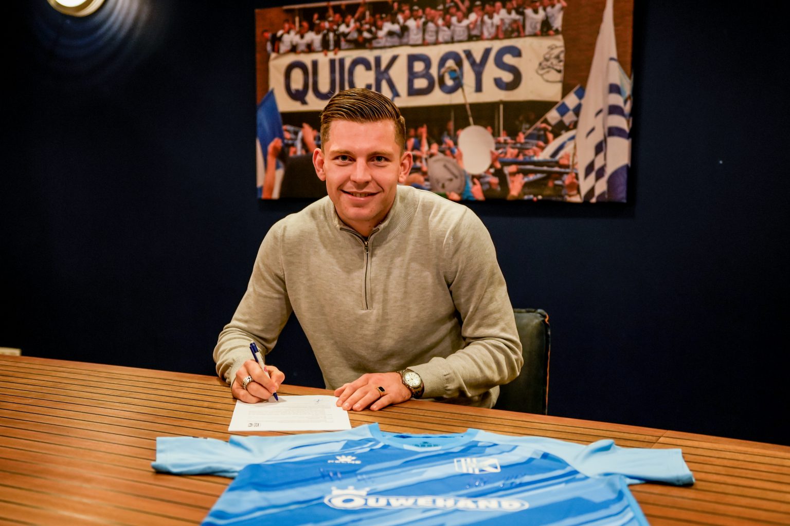 Doelman Lars Jansen tekent contract bij de blauw-witten - K.v.v. Quick Boys